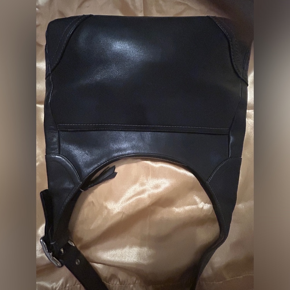 Coach Hamilton Black Leather Classic Shoulder Bag - Gem